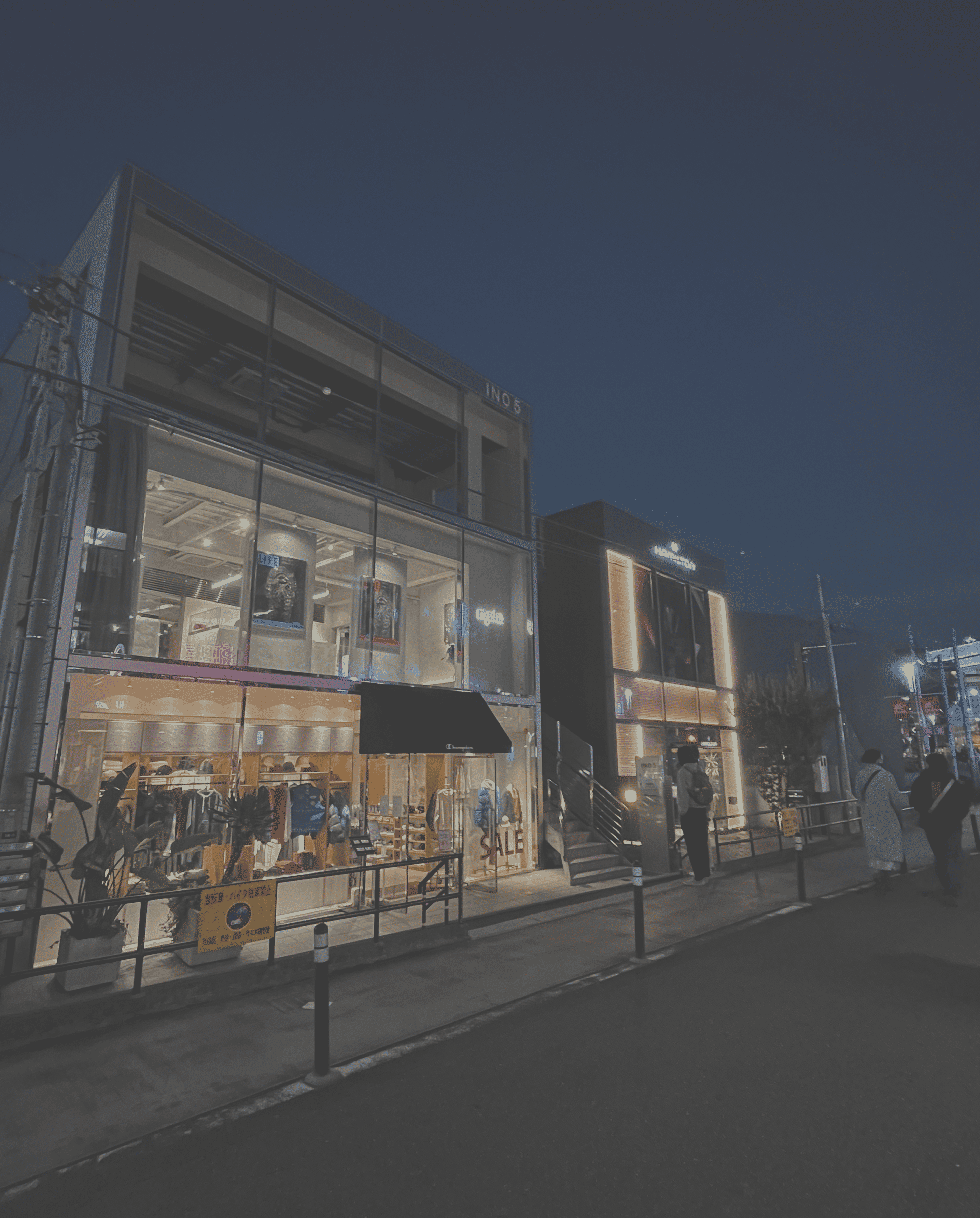 Price-availability - mysha Gallery